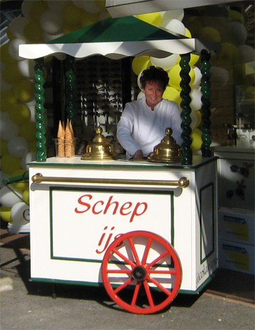 Authentieke ijscokar – MijnPartyservice